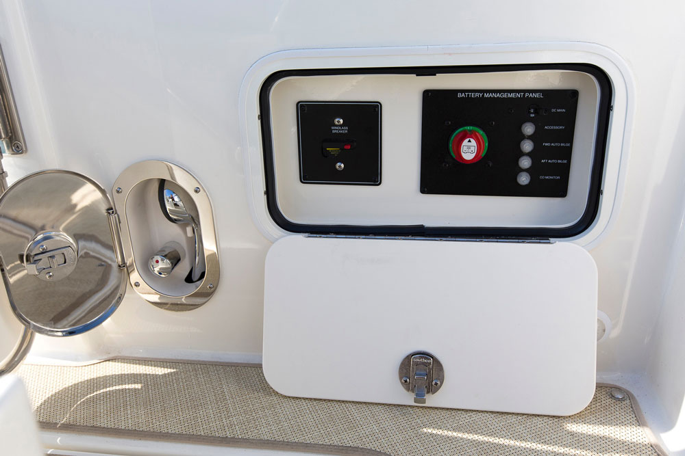 Bayliner Ciera 8 med Mercruiser sterndrive | Fynbo Marine
